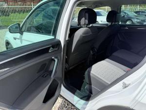 White Volkswagen Tiguan 2022 in Marijampole, with an engine capacity of 1.50 L and mileage of 164 thousand km for 19596 €, photo 28 on AUTOMOTO.COM.LV