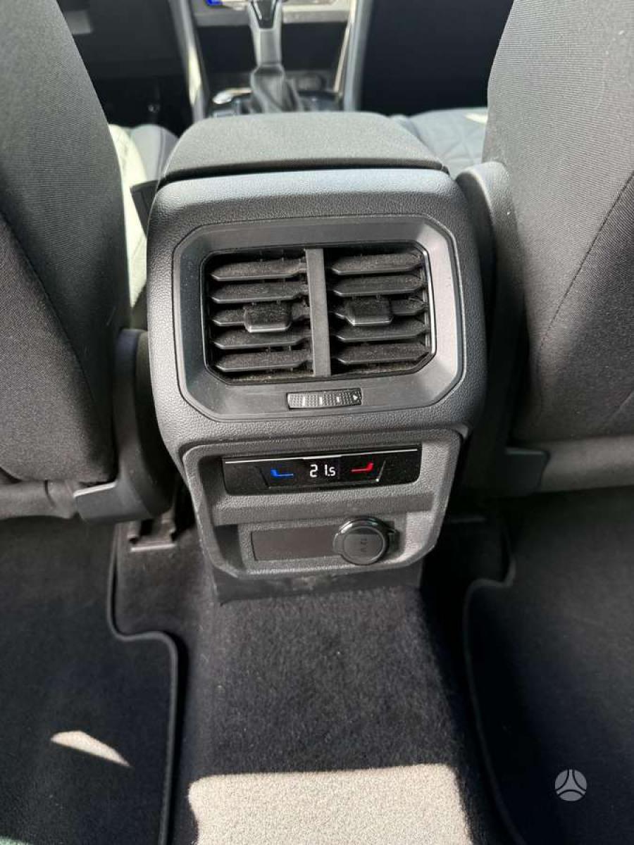White Volkswagen Tiguan 2022 in Marijampole, with an engine capacity of 1.50 L and mileage of 164 thousand km for 19596 €, photo 30 on AUTOMOTO.COM.LV