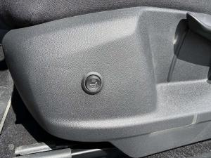 White Volkswagen Tiguan 2022 in Marijampole, with an engine capacity of 1.50 L and mileage of 164 thousand km for 19596 €, photo 35 on AUTOMOTO.COM.LV