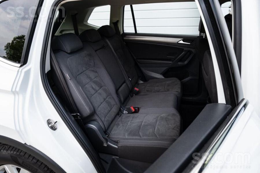 Balts Volkswagen Tiguan 2022 Rīga, ar dzinēja tilpumu 2.00 L un nobraukumu 74 tūkst. km par 29950 €, foto 8 vietnē AUTOMOTO.COM.LV