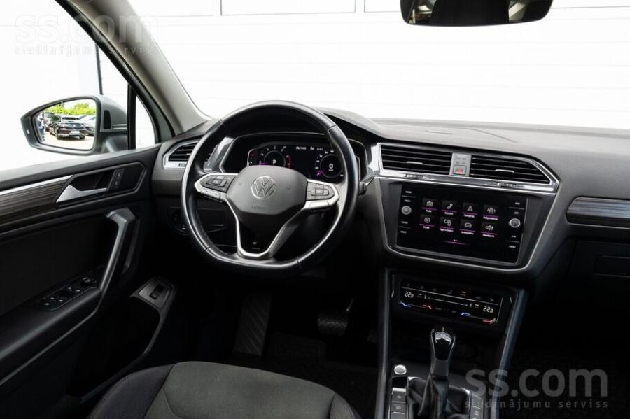 Balts Volkswagen Tiguan 2022 Rīga, ar dzinēja tilpumu 2.00 L un nobraukumu 74 tūkst. km par 29950 €, foto 10 vietnē AUTOMOTO.COM.LV