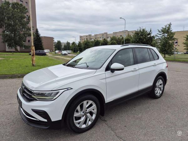 Balts Volkswagen Tiguan 2022 Panevēža, ar dzinēja tilpumu 1.50 L un nobraukumu 336 tūkst. km par 14600 €, foto 2 vietnē AUTOMOTO.COM.LV