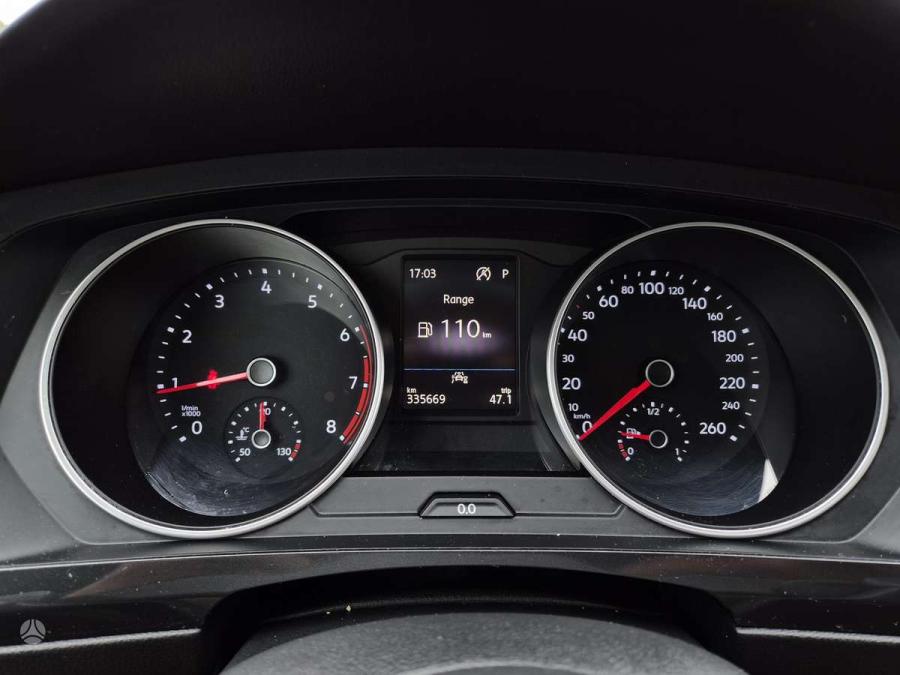 White Volkswagen Tiguan 2022 in Panevezys, with an engine capacity of 1.50 L and mileage of 336 thousand km for 14600 €, photo 16 on AUTOMOTO.COM.LV