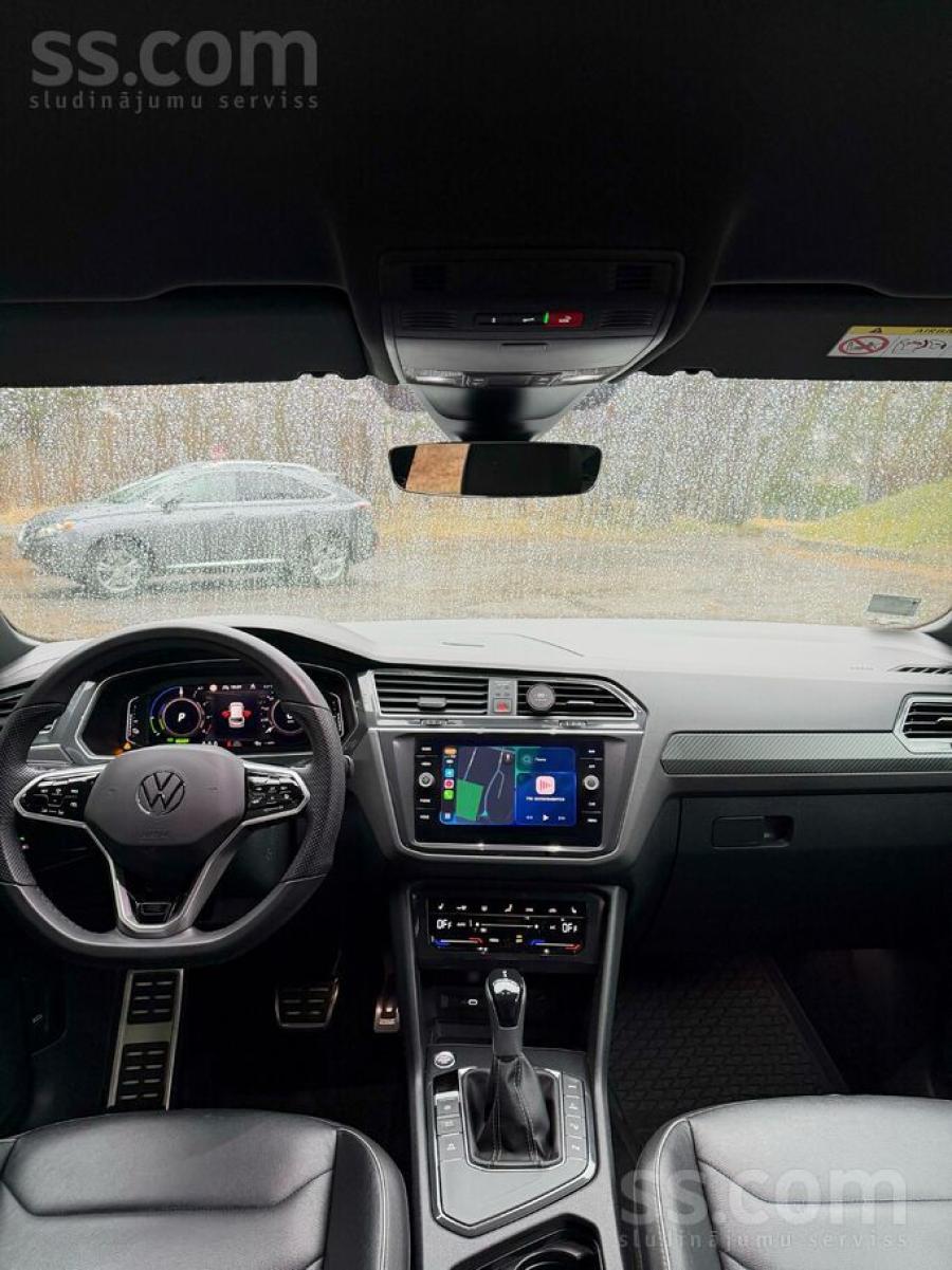 White Volkswagen Tiguan 2022 in Jurmala, with an engine capacity of 1.40 L and mileage of 80 thousand km for 27700 €, photo 9 on AUTOMOTO.COM.LV