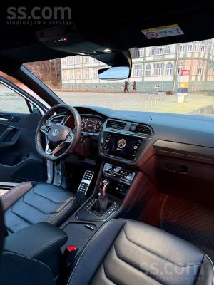 White Volkswagen Tiguan 2022 in Jurmala, with an engine capacity of 1.40 L and mileage of 80 thousand km for 27700 €, photo 10 on AUTOMOTO.COM.LV