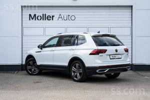 White Volkswagen Tiguan 2022 in Riga, with an engine capacity of 2.00 L and mileage of 86 thousand km for 28950 €, photo 8 on AUTOMOTO.COM.LV