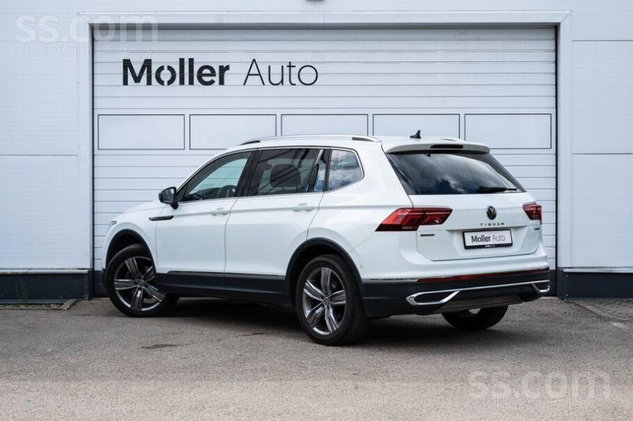 White Volkswagen Tiguan 2022 in Riga, with an engine capacity of 2.00 L and mileage of 86 thousand km for 28950 €, photo 8 on AUTOMOTO.COM.LV