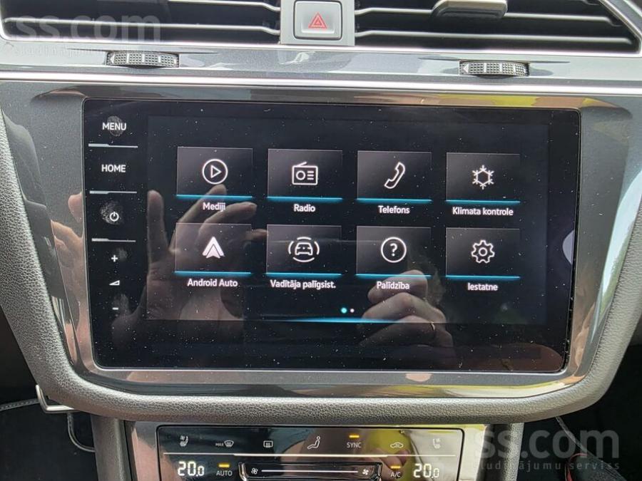 Balts Volkswagen Tiguan 2022 Kuldīga, ar dzinēja tilpumu 2.00 L un nobraukumu 72 tūkst. km par 32000 €, foto 18 vietnē AUTOMOTO.COM.LV