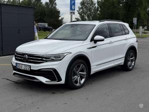 Белый Фольксваген Тигуан 2022 в Вильнюс, объемом двигателя 1.98 л и пробегом 41 тыс. км за 33990 €, фото 3 на AUTOMOTO.COM.LV