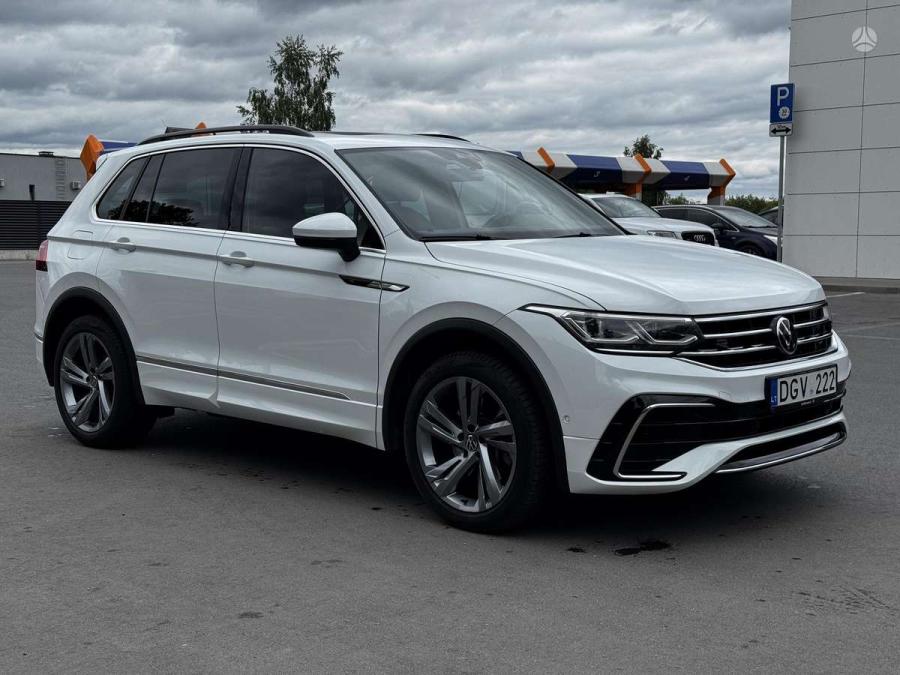 Белый Фольксваген Тигуан 2022 в Вильнюс, объемом двигателя 1.98 л и пробегом 41 тыс. км за 33990 €, фото 5 на AUTOMOTO.COM.LV
