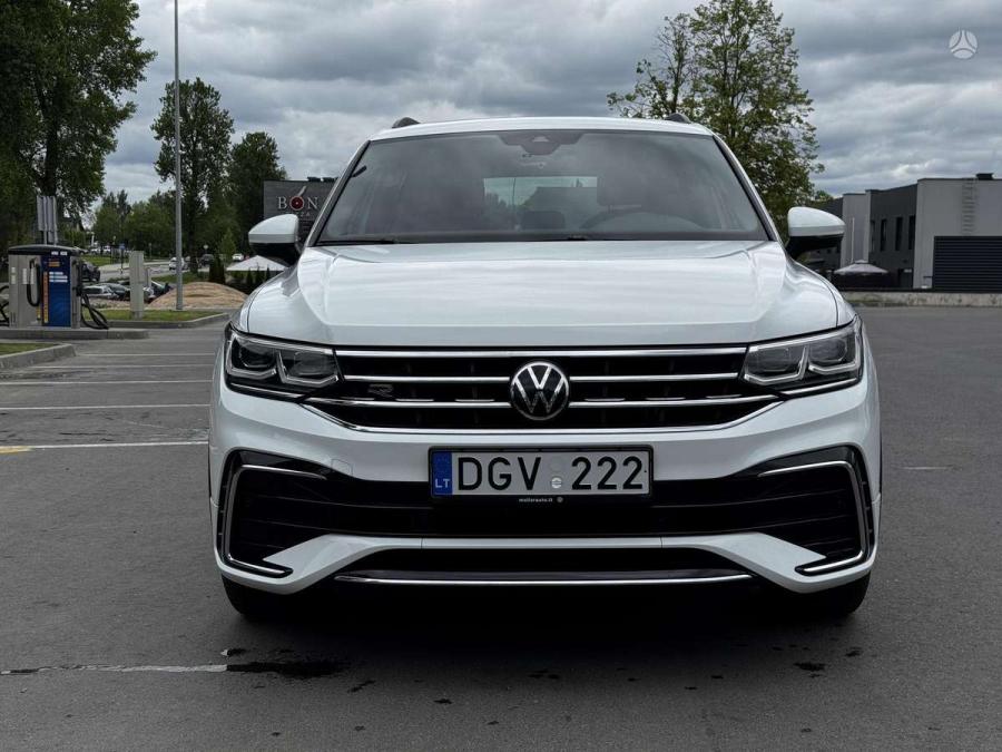 Белый Фольксваген Тигуан 2022 в Вильнюс, объемом двигателя 1.98 л и пробегом 41 тыс. км за 33990 €, фото 6 на AUTOMOTO.COM.LV
