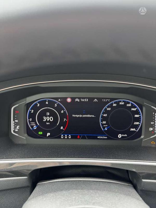 White Volkswagen Tiguan 2022 in Vilnius, with an engine capacity of 1.98 L and mileage of 41 thousand km for 33990 €, photo 9 on AUTOMOTO.COM.LV