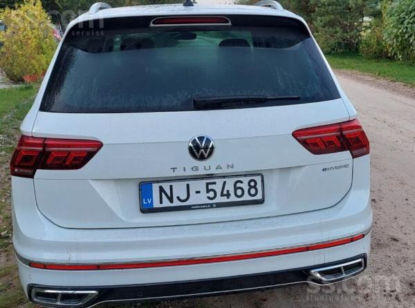 Balts Volkswagen Tiguan 2022 Rīga, ar dzinēja tilpumu 1.40 L un nobraukumu 57 tūkst. km par 28900 €, foto 4 vietnē AUTOMOTO.COM.LV
