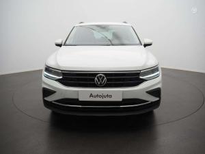 Белый Фольксваген Тигуан 2022 в Вильнюс, объемом двигателя 1.97 л и пробегом 141 тыс. км за 20000 €, фото 3 на AUTOMOTO.COM.LV