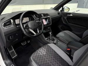 Balts Volkswagen Tiguan 2022 Šauļi, ar dzinēja tilpumu 1.98 L un nobraukumu 46 tūkst. km par 29900 €, foto 19 vietnē AUTOMOTO.COM.LV