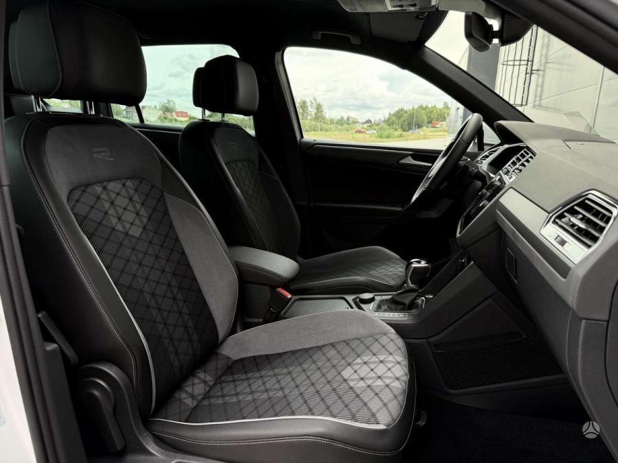 Balts Volkswagen Tiguan 2022 Šauļi, ar dzinēja tilpumu 1.98 L un nobraukumu 46 tūkst. km par 29900 €, foto 27 vietnē AUTOMOTO.COM.LV