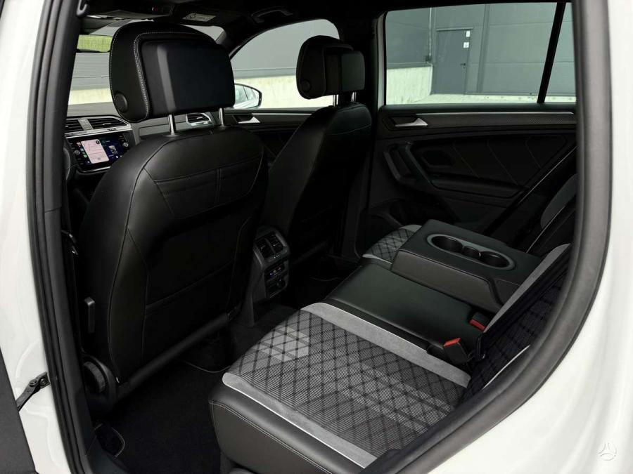 Balts Volkswagen Tiguan 2022 Šauļi, ar dzinēja tilpumu 1.98 L un nobraukumu 46 tūkst. km par 29900 €, foto 32 vietnē AUTOMOTO.COM.LV