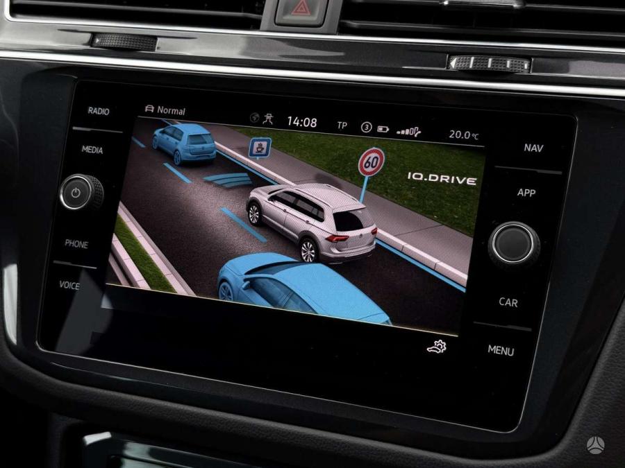 Balts Volkswagen Tiguan 2022 Šauļi, ar dzinēja tilpumu 1.98 L un nobraukumu 46 tūkst. km par 29900 €, foto 40 vietnē AUTOMOTO.COM.LV