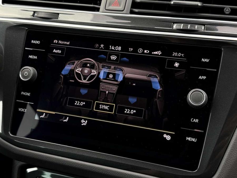 Balts Volkswagen Tiguan 2022 Šauļi, ar dzinēja tilpumu 1.98 L un nobraukumu 46 tūkst. km par 29900 €, foto 41 vietnē AUTOMOTO.COM.LV