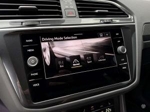 Balts Volkswagen Tiguan 2022 Šauļi, ar dzinēja tilpumu 1.98 L un nobraukumu 46 tūkst. km par 29900 €, foto 43 vietnē AUTOMOTO.COM.LV