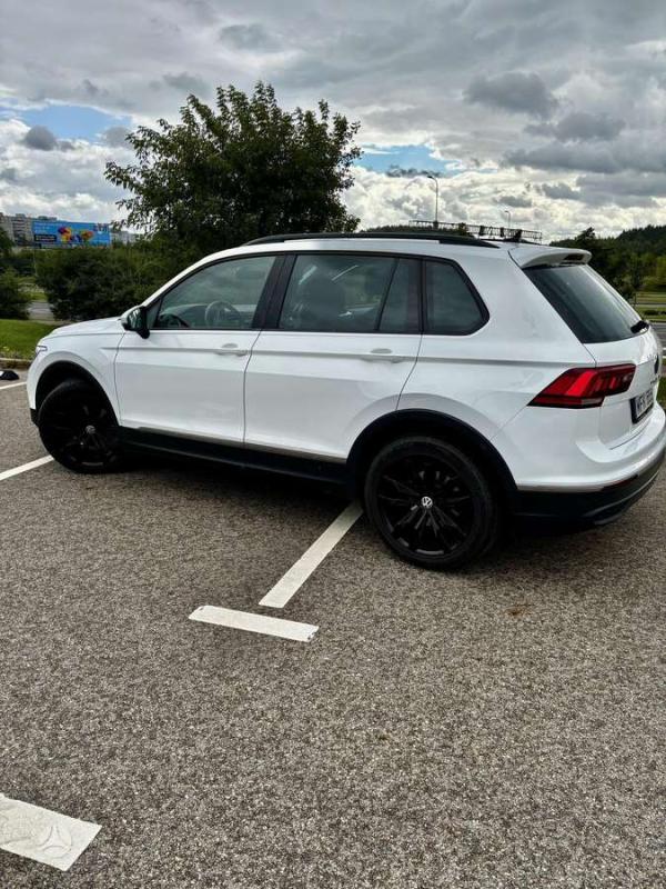 Balts Volkswagen Tiguan 2022 Viļņa, ar dzinēja tilpumu 1.50 L un nobraukumu 51 tūkst. km par 23900 €, foto 1 vietnē AUTOMOTO.COM.LV