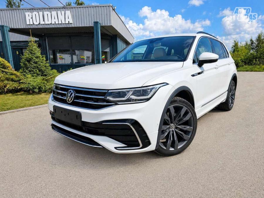 Balts Volkswagen Tiguan 2022 Pakruojis, ar dzinēja tilpumu 2.00 L un nobraukumu 240 tūkst. km par 22200 €, foto 1 vietnē AUTOMOTO.COM.LV