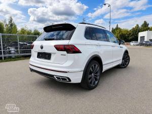 Balts Volkswagen Tiguan 2022 Pakruojis, ar dzinēja tilpumu 2.00 L un nobraukumu 240 tūkst. km par 22200 €, foto 4 vietnē AUTOMOTO.COM.LV