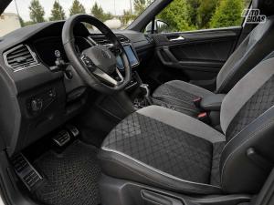 Balts Volkswagen Tiguan 2022 Pakruojis, ar dzinēja tilpumu 2.00 L un nobraukumu 240 tūkst. km par 22200 €, foto 10 vietnē AUTOMOTO.COM.LV