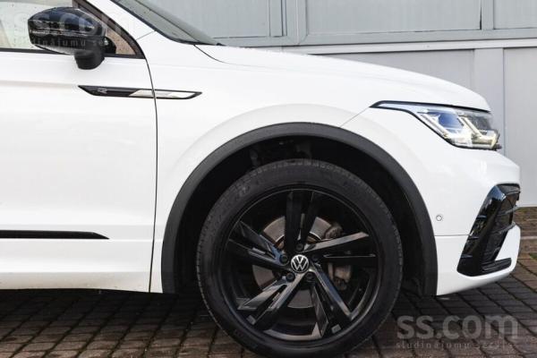 White Volkswagen Tiguan 2022 in Ventspils, with an engine capacity of 2.00 L and mileage of 77 thousand km for 31500 €, photo 10 on AUTOMOTO.COM.LV