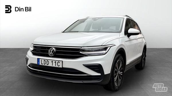 White Volkswagen Tiguan 2023 in Kaunas, with an engine capacity of 0.00 L and mileage of 43 thousand km for 31990 €, photo 1 on AUTOMOTO.COM.LV