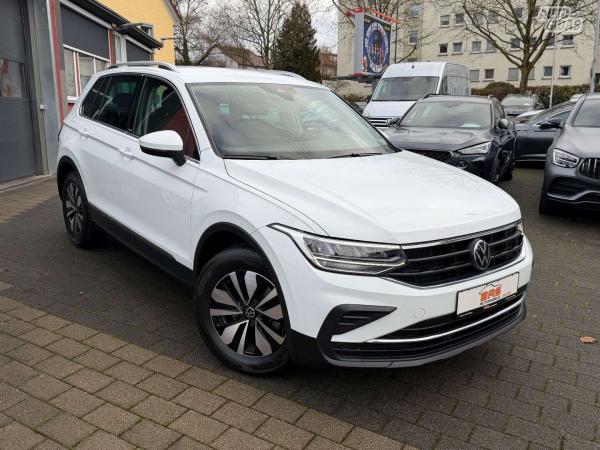 Balts Volkswagen Tiguan 2023 Kauņa, ar dzinēja tilpumu 1.50 L un nobraukumu 49 tūkst. km par 31114 €, foto 3 vietnē AUTOMOTO.COM.LV