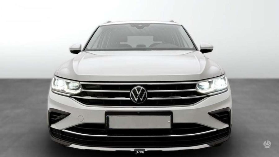 White Volkswagen Tiguan 2023 in Vilnius, with an engine capacity of 1.40 L and mileage of 62 thousand km for 37000 €, photo 5 on AUTOMOTO.COM.LV
