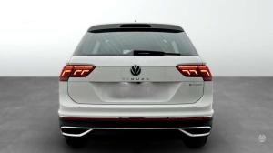 White Volkswagen Tiguan 2023 in Vilnius, with an engine capacity of 1.40 L and mileage of 62 thousand km for 37000 €, photo 6 on AUTOMOTO.COM.LV