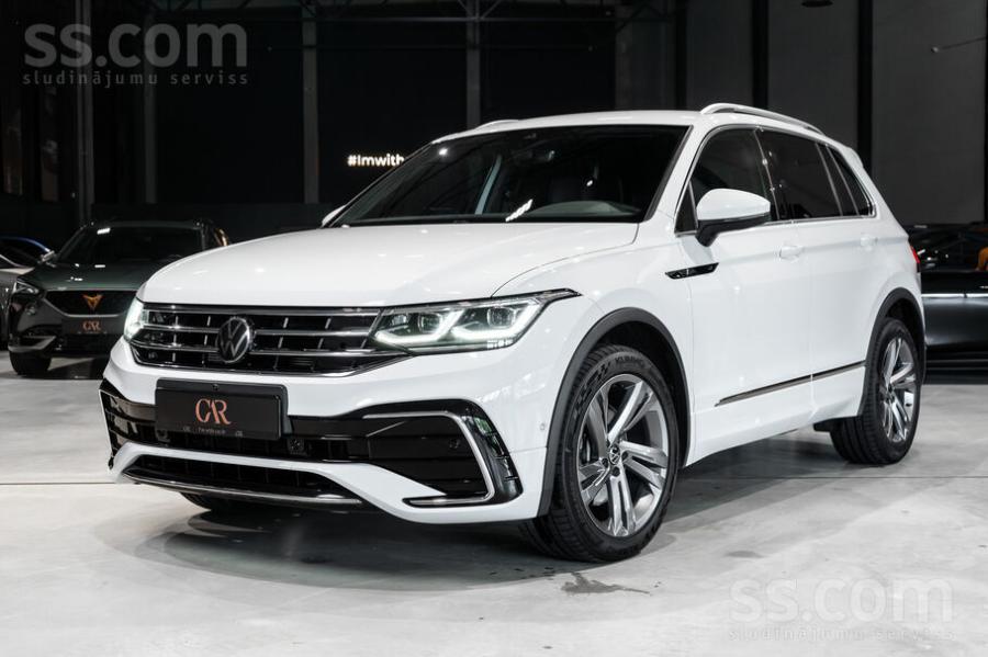 White Volkswagen Tiguan 2023 in Riga, with an engine capacity of 2.00 L and mileage of 120 thousand km for 31500 €, photo 1 on AUTOMOTO.COM.LV