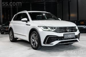 White Volkswagen Tiguan 2023 in Riga, with an engine capacity of 2.00 L and mileage of 120 thousand km for 31500 €, photo 4 on AUTOMOTO.COM.LV