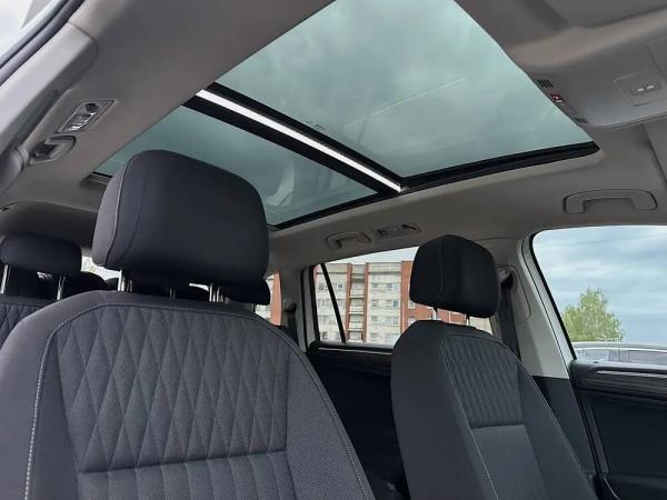 Balts Volkswagen Tiguan 2023 Jelgava, ar dzinēja tilpumu 2.00 L un nobraukumu 170 tūkst. km par 24800 €, foto 9 vietnē AUTOMOTO.COM.LV