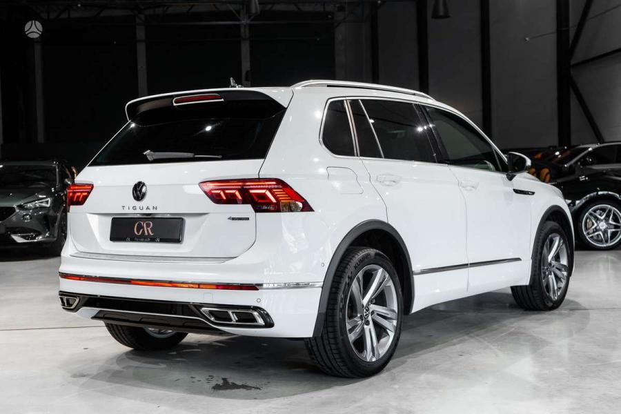 Balts Volkswagen Tiguan 2023 Rīga, ar dzinēja tilpumu 1.98 L un nobraukumu 120 tūkst. km par 31500 €, foto 5 vietnē AUTOMOTO.COM.LV