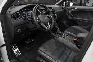 Balts Volkswagen Tiguan 2023 Rīga, ar dzinēja tilpumu 1.98 L un nobraukumu 120 tūkst. km par 31500 €, foto 12 vietnē AUTOMOTO.COM.LV