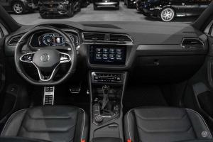 Balts Volkswagen Tiguan 2023 Rīga, ar dzinēja tilpumu 1.98 L un nobraukumu 120 tūkst. km par 31500 €, foto 14 vietnē AUTOMOTO.COM.LV