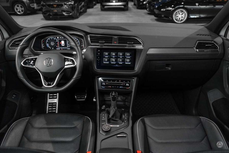 Balts Volkswagen Tiguan 2023 Rīga, ar dzinēja tilpumu 1.98 L un nobraukumu 120 tūkst. km par 31500 €, foto 14 vietnē AUTOMOTO.COM.LV