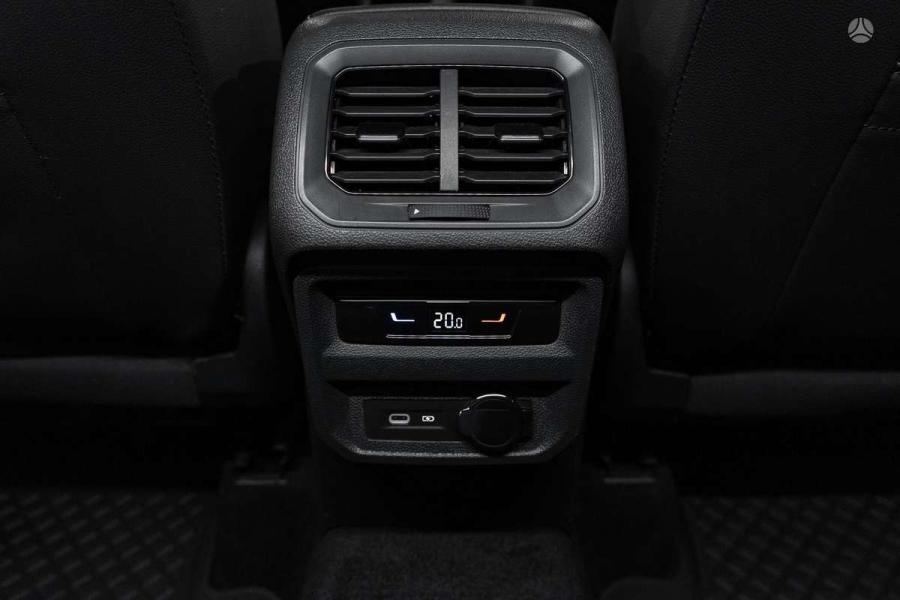 Balts Volkswagen Tiguan 2023 Rīga, ar dzinēja tilpumu 1.98 L un nobraukumu 120 tūkst. km par 31500 €, foto 17 vietnē AUTOMOTO.COM.LV