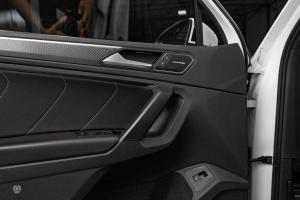 Balts Volkswagen Tiguan 2023 Rīga, ar dzinēja tilpumu 1.98 L un nobraukumu 120 tūkst. km par 31500 €, foto 18 vietnē AUTOMOTO.COM.LV