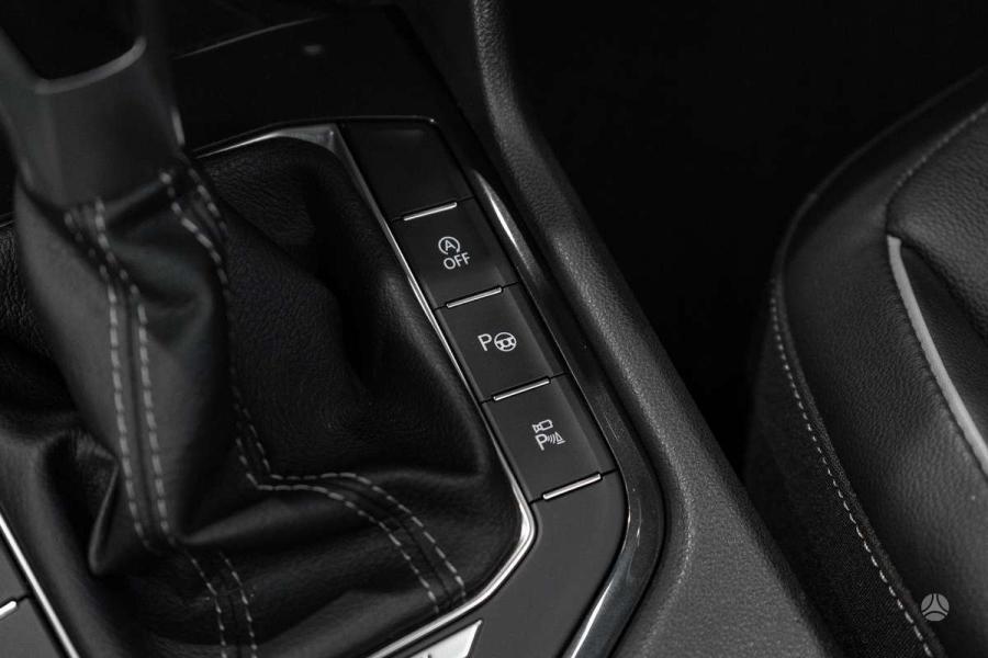 Balts Volkswagen Tiguan 2023 Rīga, ar dzinēja tilpumu 1.98 L un nobraukumu 120 tūkst. km par 31500 €, foto 35 vietnē AUTOMOTO.COM.LV
