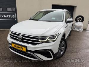 Balts Volkswagen Tiguan 2023 Pērnava, ar dzinēja tilpumu 2.00 L un nobraukumu 125 tūkst. km par 29990 €, foto  vietnē AUTOMOTO.COM.LV