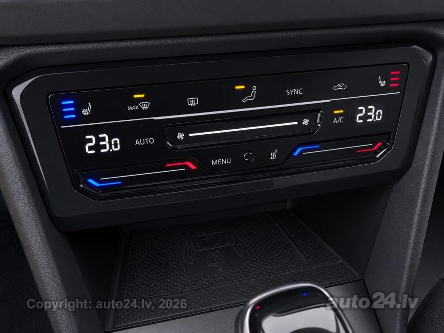 Balts Volkswagen Tiguan 2023 Pērnava, ar dzinēja tilpumu 2.00 L un nobraukumu 125 tūkst. km par 29990 €, foto 26 vietnē AUTOMOTO.COM.LV