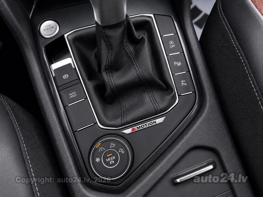 Balts Volkswagen Tiguan 2023 Pērnava, ar dzinēja tilpumu 2.00 L un nobraukumu 125 tūkst. km par 29990 €, foto 27 vietnē AUTOMOTO.COM.LV