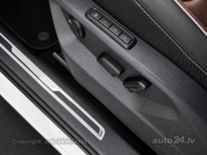 Balts Volkswagen Tiguan 2023 Pērnava, ar dzinēja tilpumu 2.00 L un nobraukumu 125 tūkst. km par 29990 €, foto 29 vietnē AUTOMOTO.COM.LV