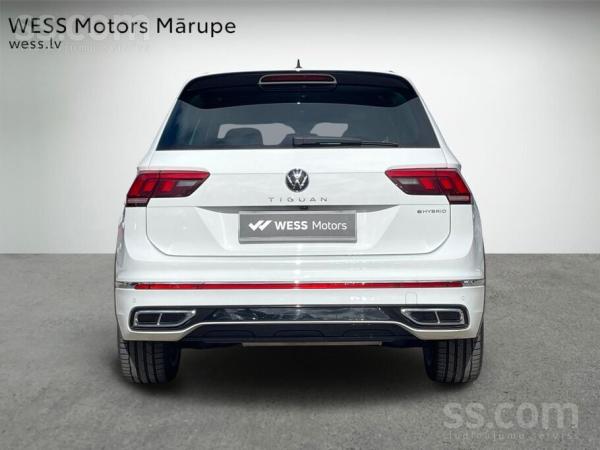Balts Volkswagen Tiguan 2023 Rīga, ar dzinēja tilpumu 1.40 L un nobraukumu 91 tūkst. km par 26990 €, foto 5 vietnē AUTOMOTO.COM.LV