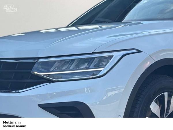 Balts Volkswagen Tiguan 2024 Kauņa, ar dzinēja tilpumu 1.50 L un nobraukumu 16 tūkst. km par 32690 €, foto 4 vietnē AUTOMOTO.COM.LV