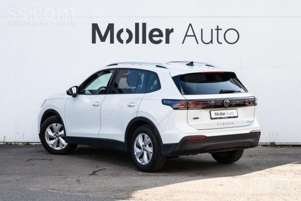 Balts Volkswagen Tiguan 2024 Rīga, ar dzinēja tilpumu 1.50 L un nobraukumu 29 tūkst. km par 31500 €, foto 3 vietnē AUTOMOTO.COM.LV